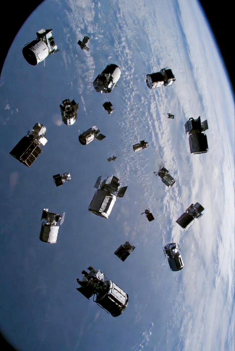 Starlink Live Tracker - Hubble, ISS, Deep Space & Comets - SpaceTracker